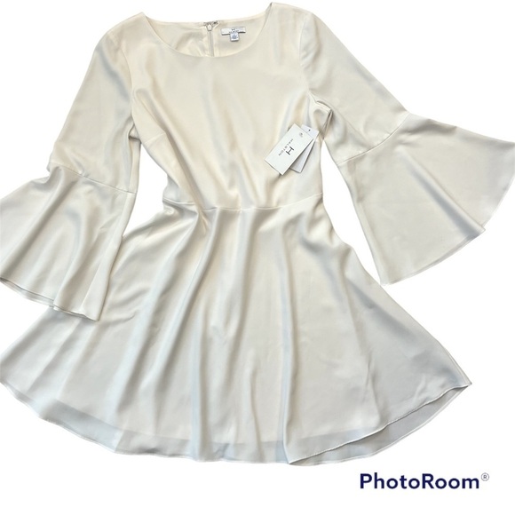 H by Halston | Dresses | Halston Retro Style Fitflare Dress Trumpet ...